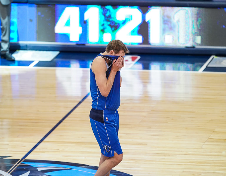 Mavs get it right with Dirk Nowitzki court tribute - Dallas Sports Fanatic