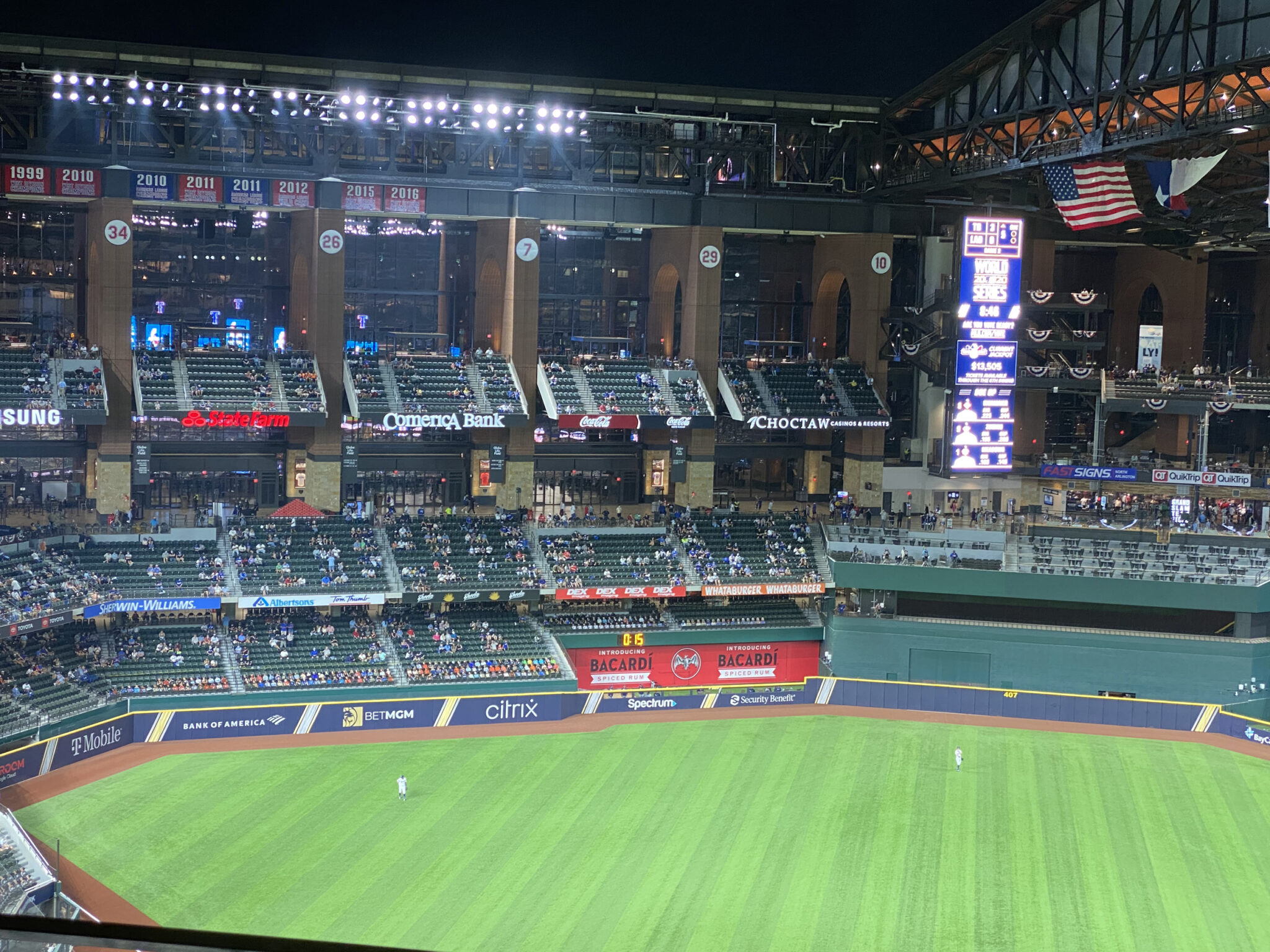 How did the Rangers' Globe Life Field handle hosting the 2020 ...