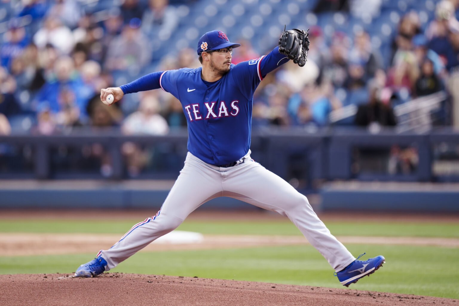 How Dane Dunning is connecting with Ranger fans on a different Level ...