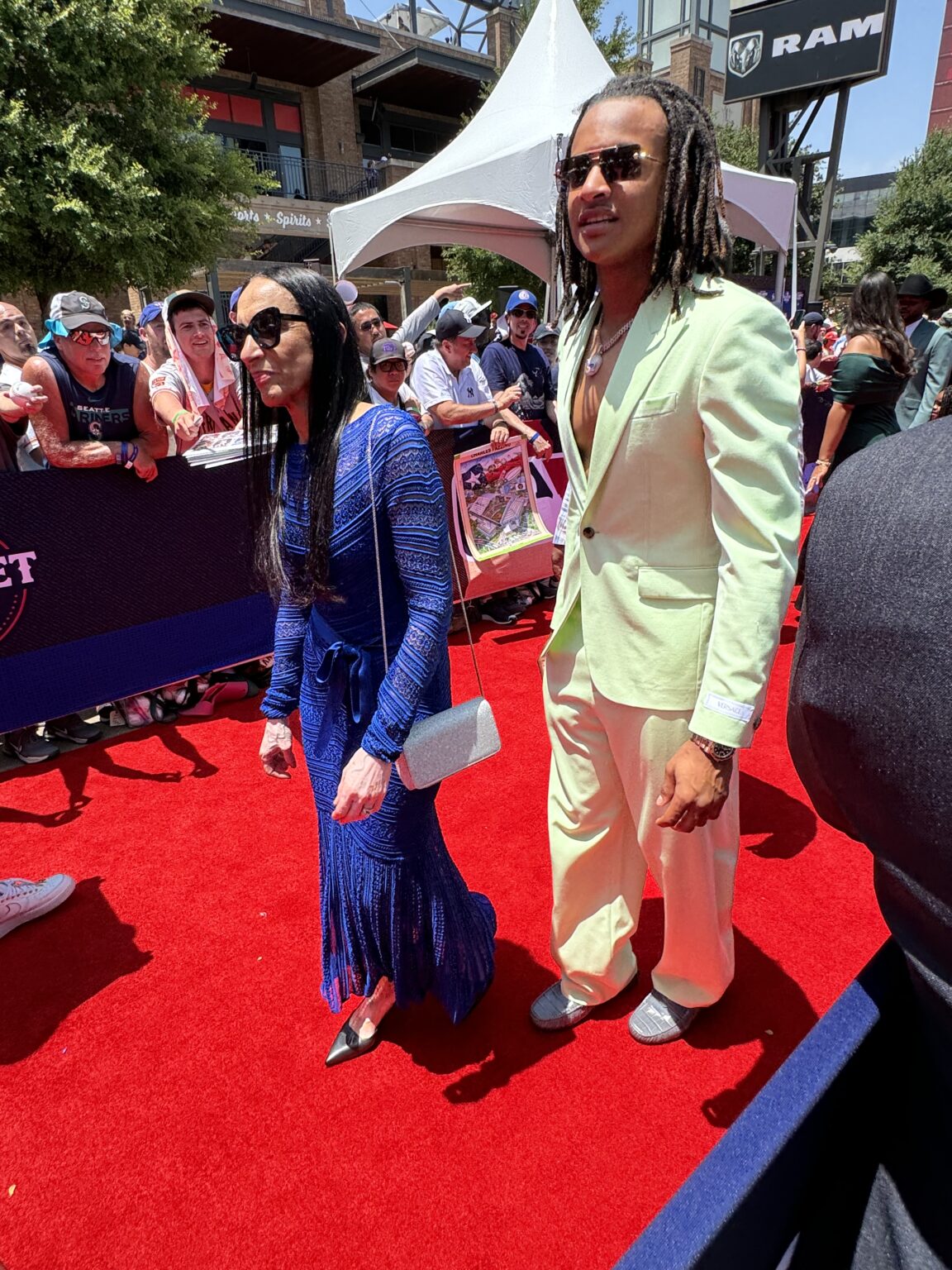Who had the best outfit during the All-Star Red Carpet? - Dallas Sports ...